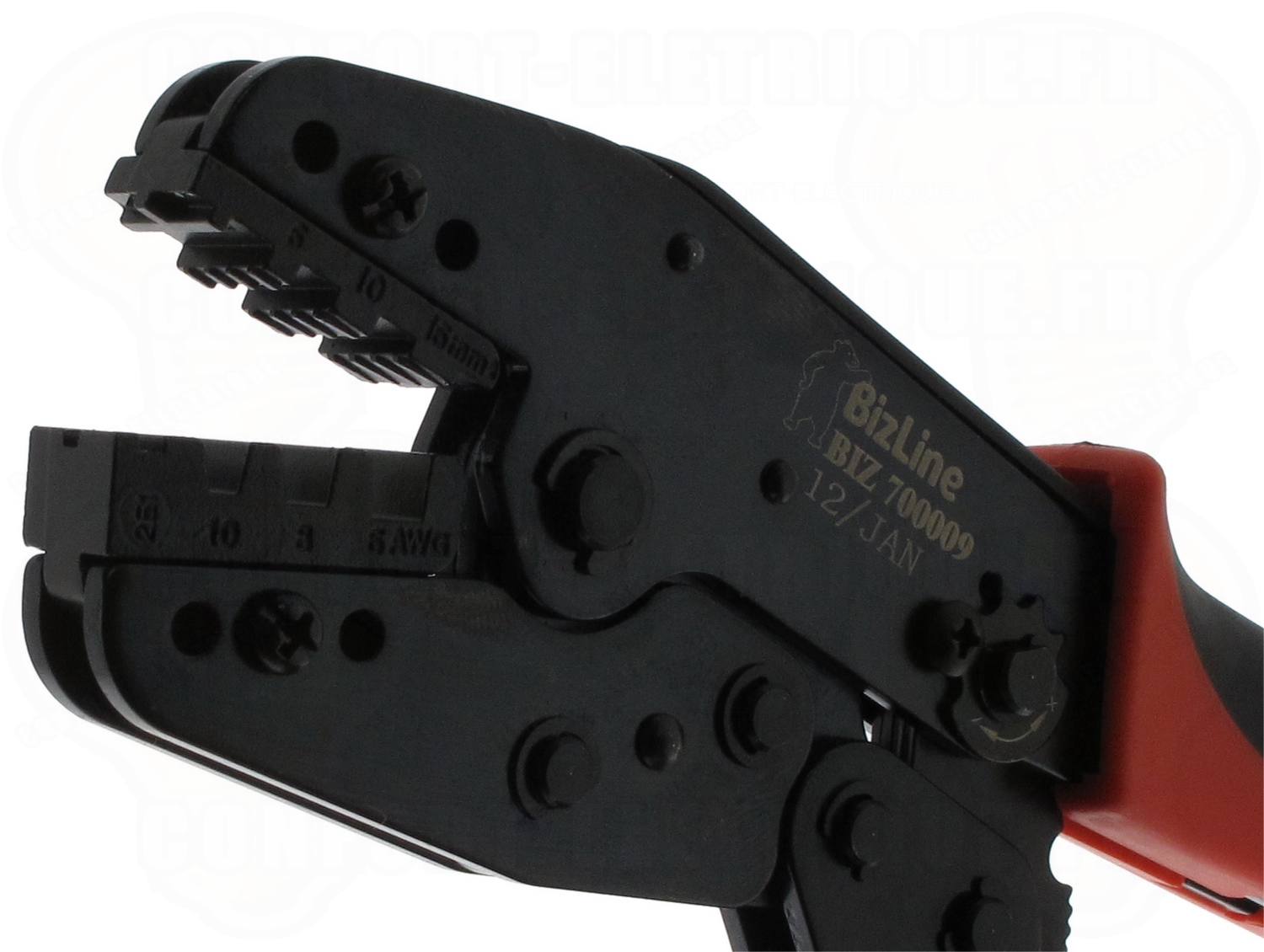 Pince à sertir pour embout de cablage de 6 à 16 mm - 110,30€..