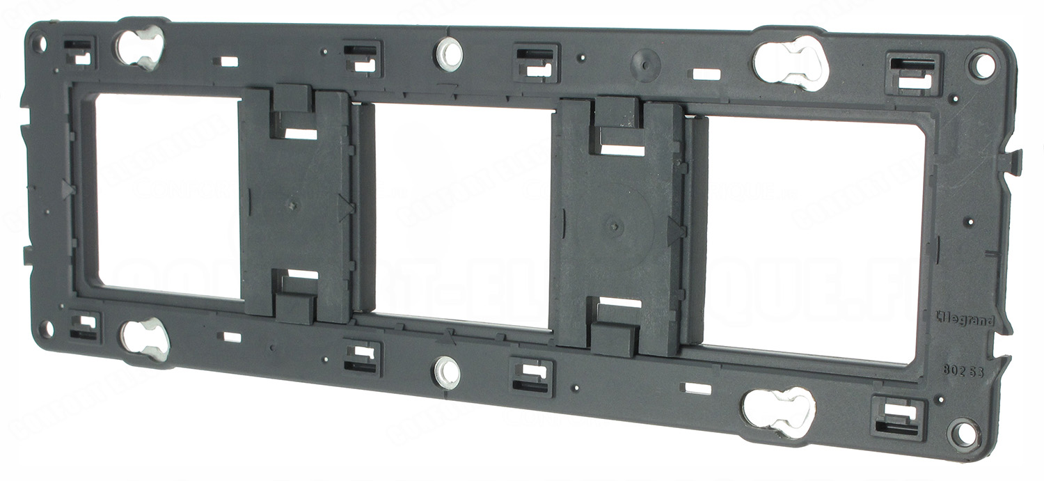 Support à vis 3 postes - 14,14€